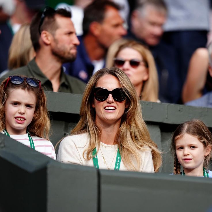 The tennis star Andy Murray shares three daughters, Sophia, Edie and a ...